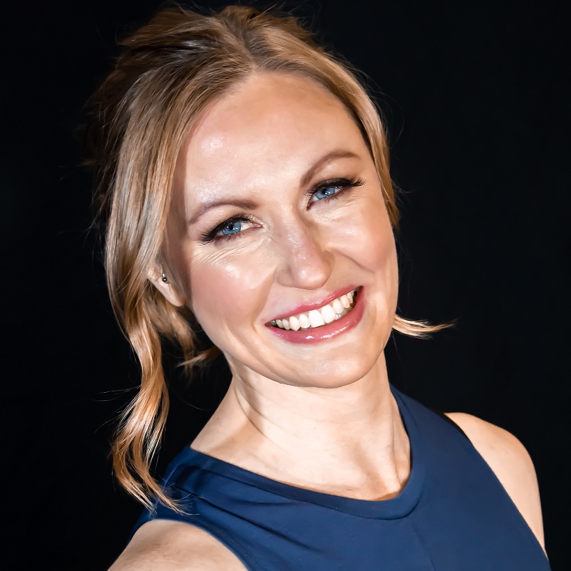 Ellen Waylonis - Esh Circus Arts